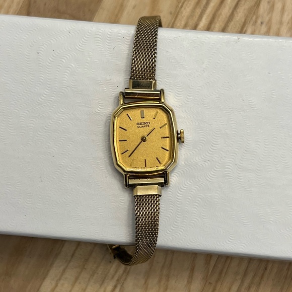 Seiko | Accessories | Seiko Ladies Watch Vintage K Gold Plated Bracelet Sparkling Gold Mustard ...